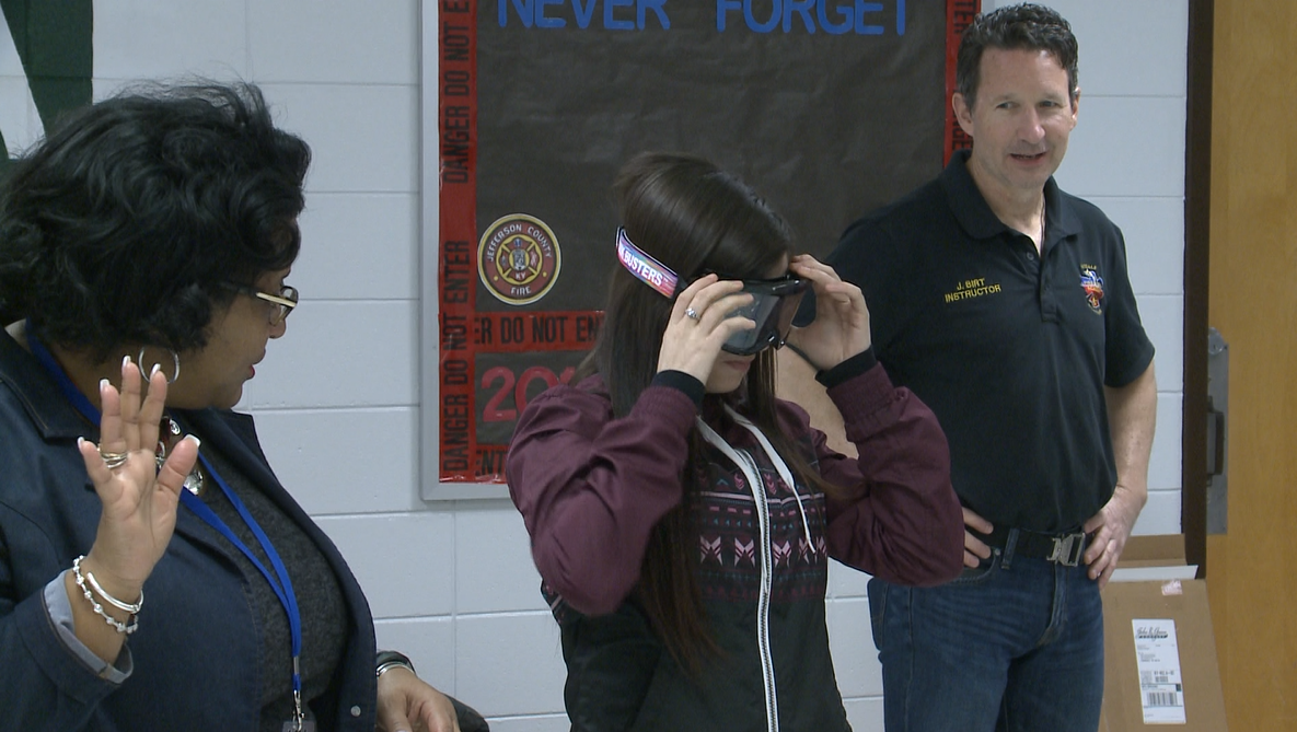 AAA hosts safe driving expo for Louisville teens