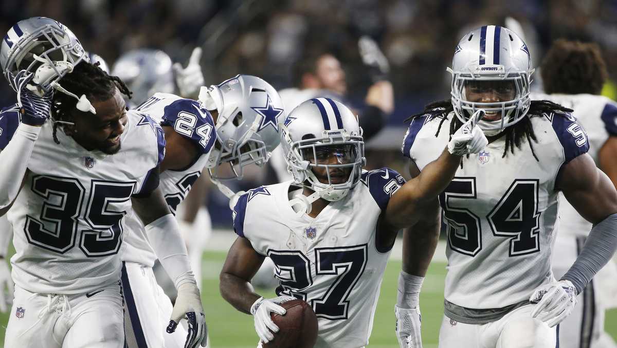 Cowboys stifle Brees, end Saints' 10-game win streak, 13-10