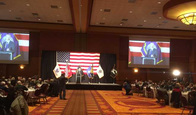 Large crowd honors nation's veterans