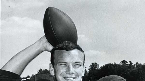 Former NFL coach Sam Wyche dies at age 74