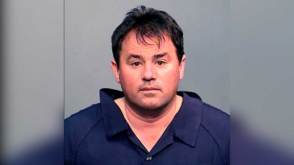 Polygamous leader had 20 wives, many of them minors, FBI says