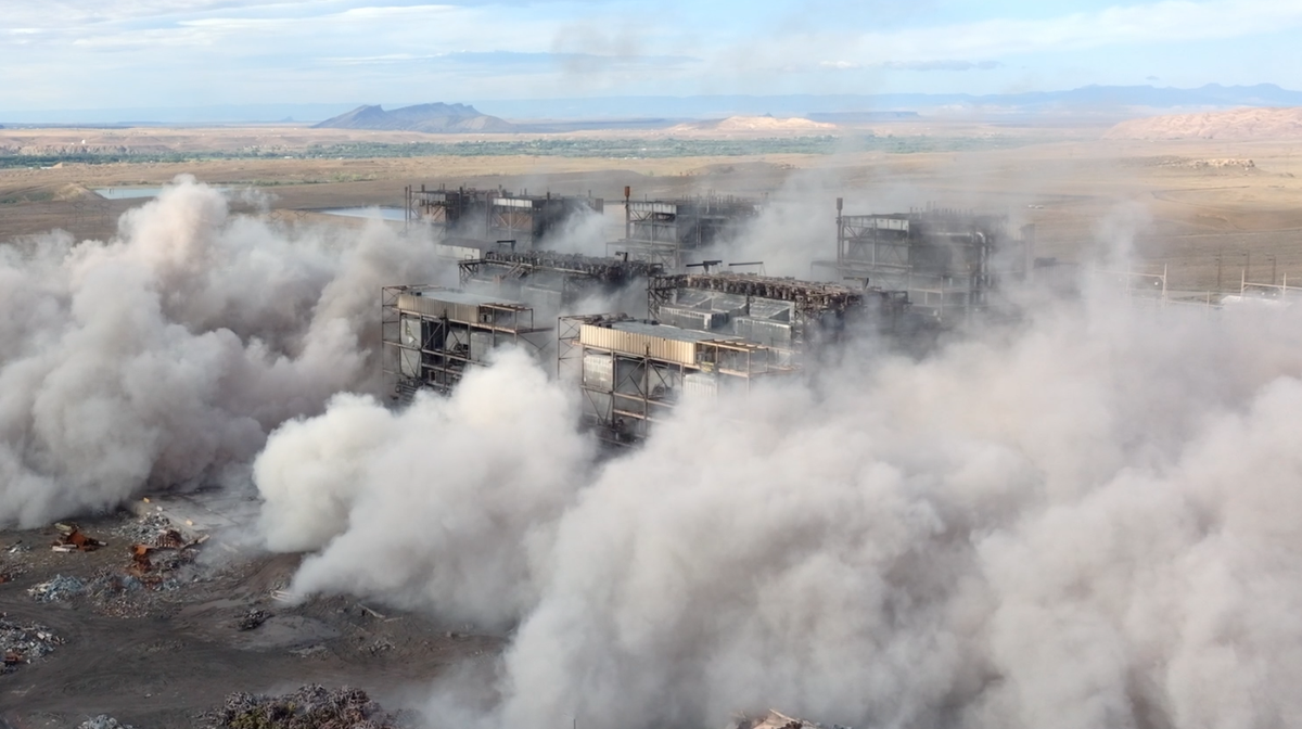San Juan Generating Station Smokestacks Demolished Ending An Era