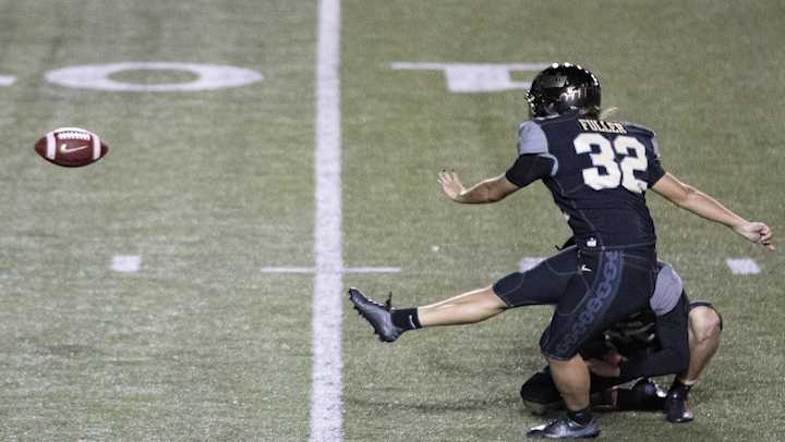 Sarah Fuller becomes 1st woman to score in Power Five football game