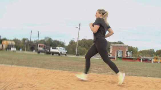 Does news 8's Sarah Metts have what it takes to pass the application to ...