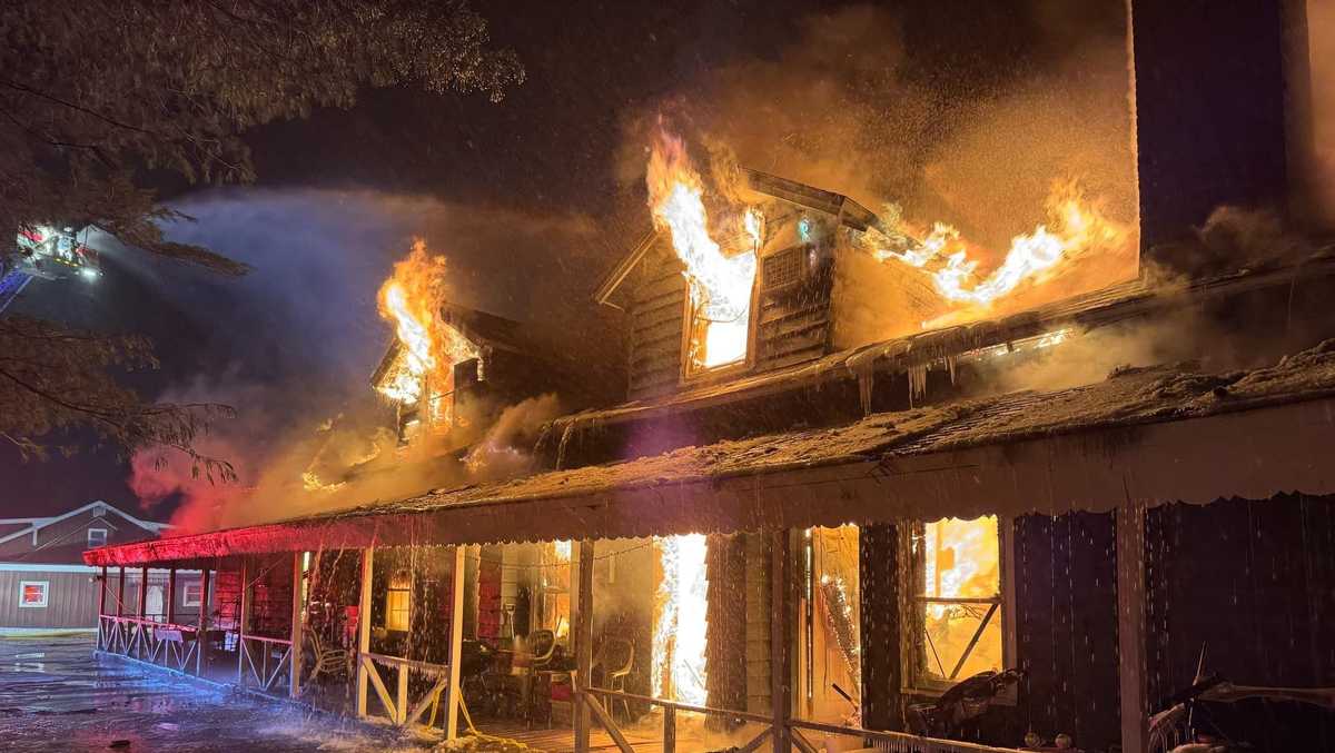 Red Cross aids 9 people following overnight fire in Lake Placid, NY