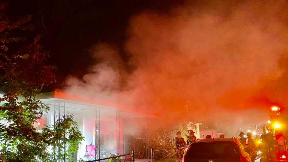 Savannah: 5 people displaced after overnight kitchen fire