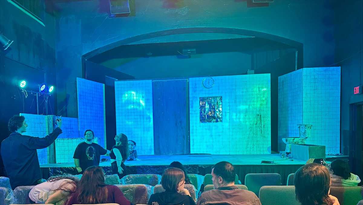 2's Review: 'Saw The Musical: The Unauthorized Parody' is a bloody mess