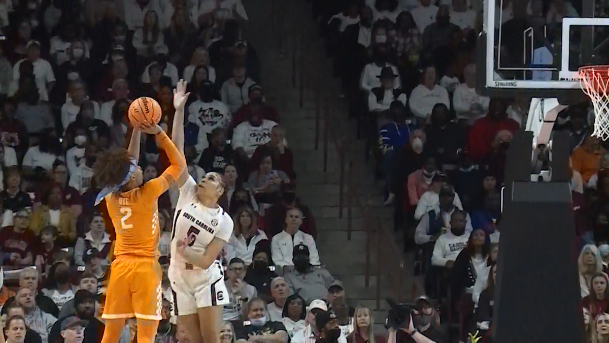 South Carolina women's basketball player announces she will return for ...