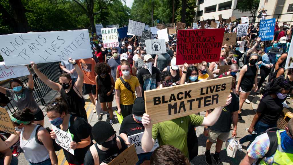 PHOTOS: Mostly peaceful protests continue with nation's streets calmest ...