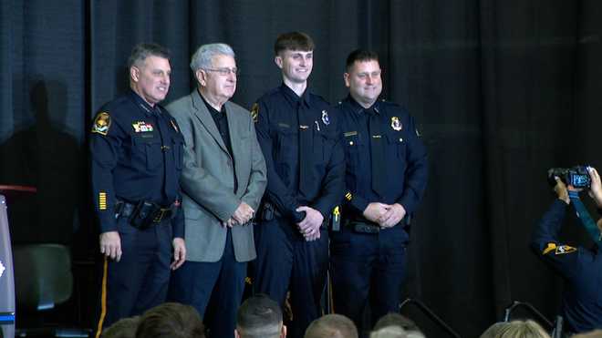 Omaha mayor proposes change to police, firefighter retirement program ...