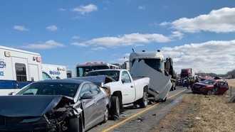 2 arrested after multiple multi-vehicle crashes in Scott County