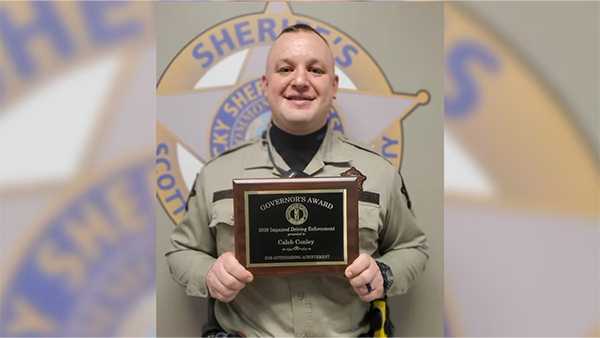 Kentucky sheriff's deputy killed while conducting traffic stop