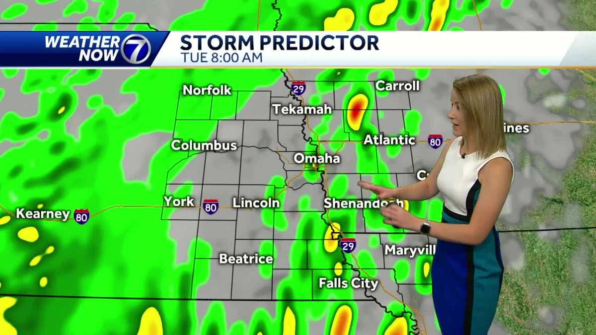 After a cloudy start, rain chances return Sunday