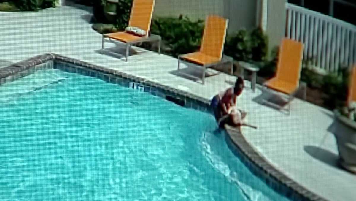 10 year old Girl Saves Little Sister From Drowning At Swimming Pool 10-year-old-girl-saves-little-sister-from-drowning-at-swimming-pool