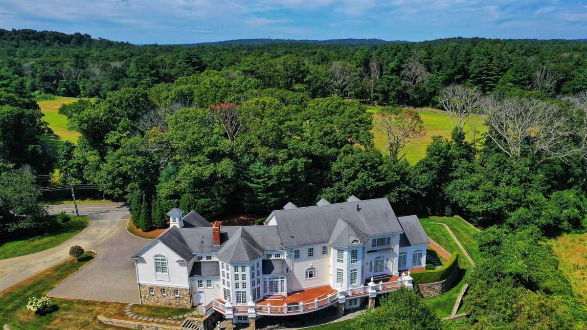 Magnificent custom home on market in Hamilton for $2.59M