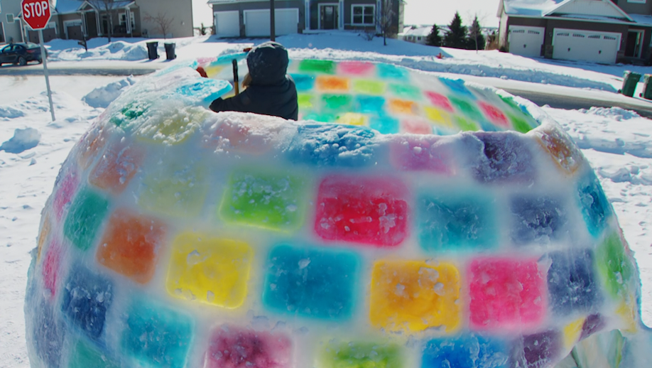WATCH: Mom brightens neighborhood with colorful igloo