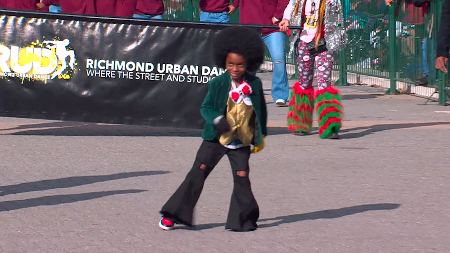 WATCH: Mini Michael Jackson draws attention at Virginia Christmas parade