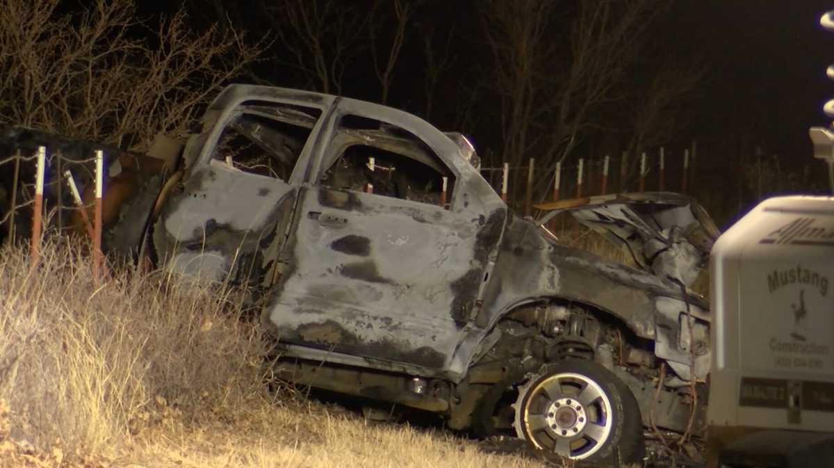9 killed, including 6 students, in crash involving University of the ...