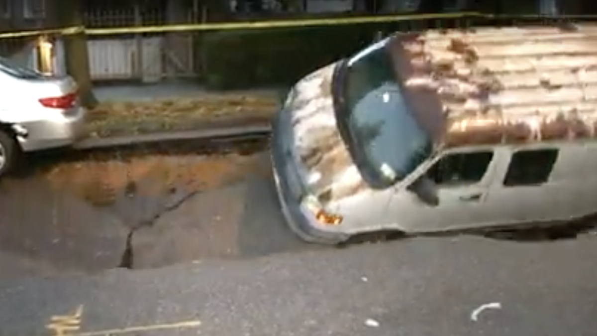 WOW! Video captures van falling into NYC sinkhole