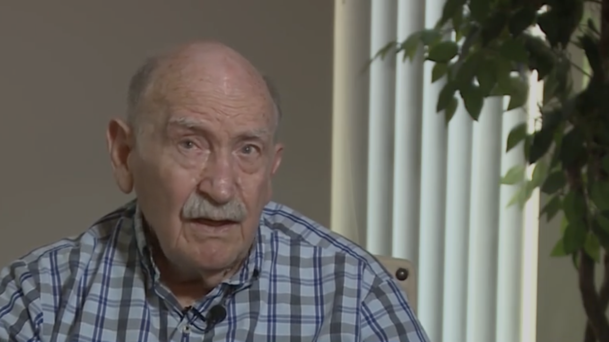 Navy veteran warns of online scam that cost him his life savings