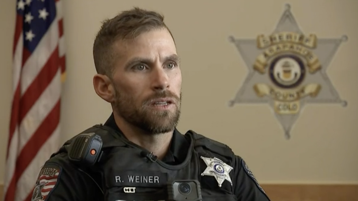 Deputy buys groceries for great-grandmother and hungry children