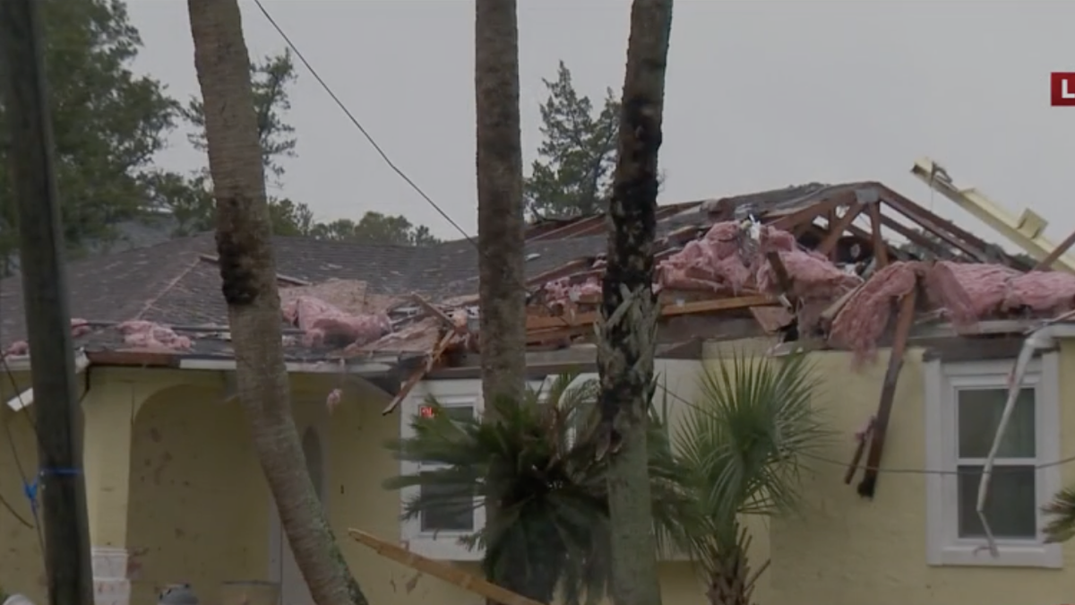 Florida tornado ripped roof from home, woman says