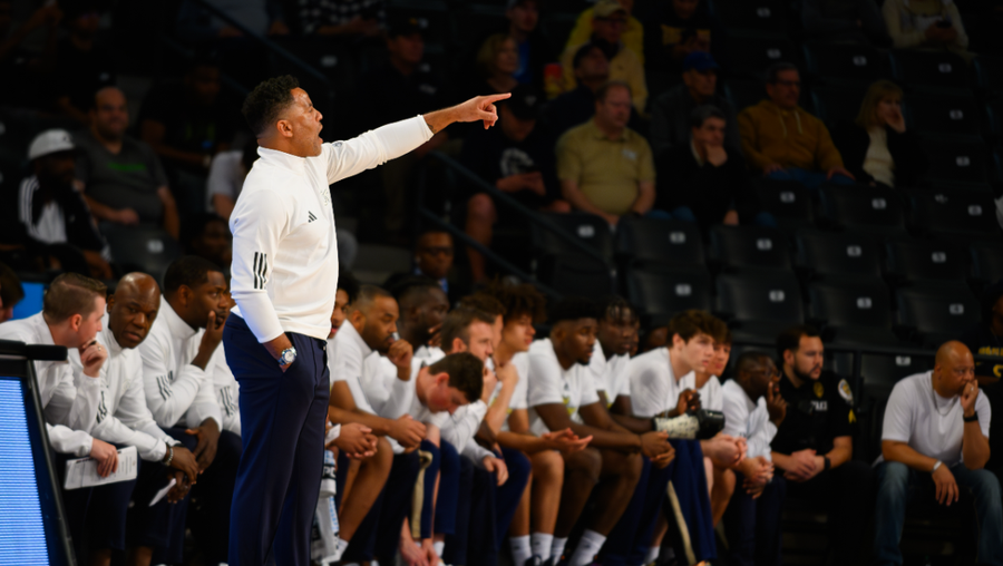 Georgia Tech wins Damon Stoudamire’s debut, downs Georgia Southern