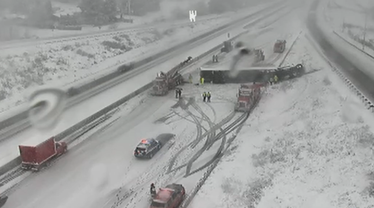 I-94 lanes reopen after semi-trailer rollover in Pewaukee