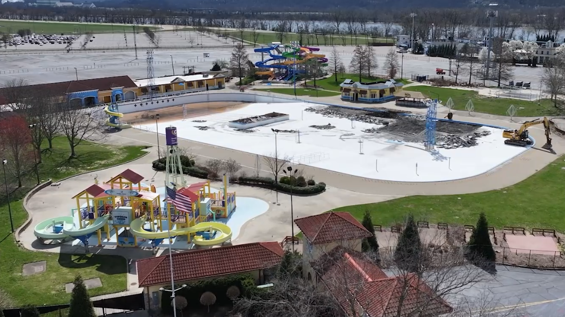 VIDEO: Demolition begins on Coney Island's Sunlite Pool