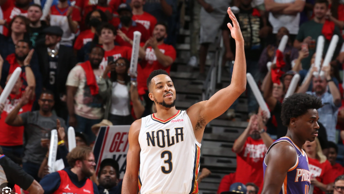 Pelicans CJ McCollum J. Walter Kennedy Citizenship Award