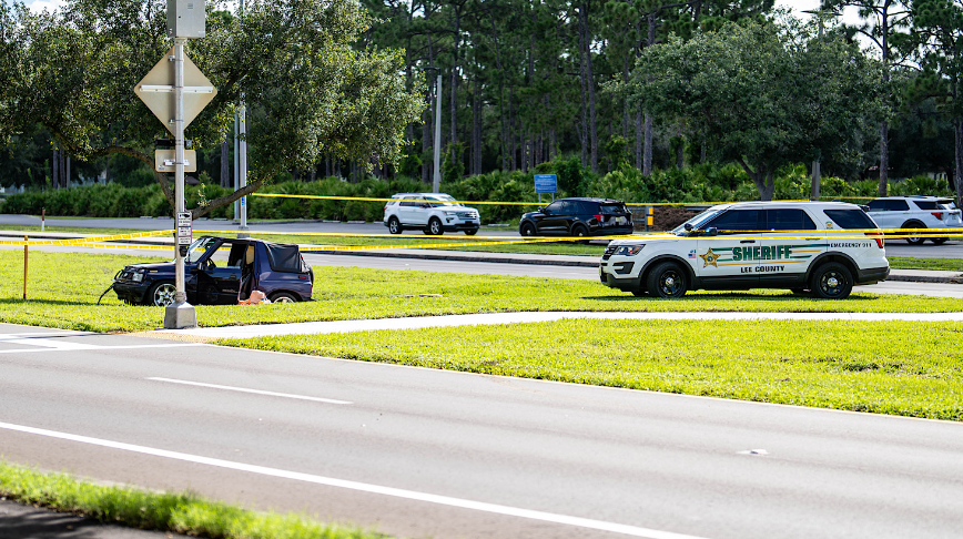 Deputies searching for suspect after man was shot, killed in Three Oaks ...