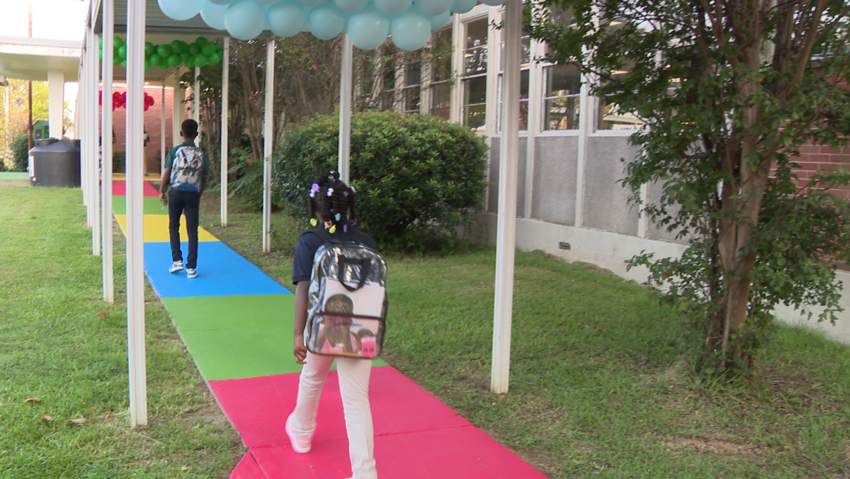 Clausell Elementary hosts first responders career day to honor 9/11 heroes