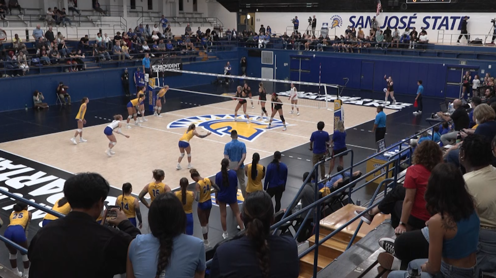 Video contradicts Trump claim on SJSU volleyball play