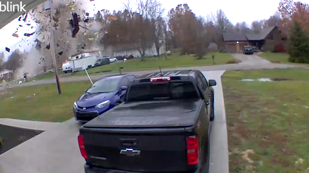 Video shows moment house explodes in Tate Township