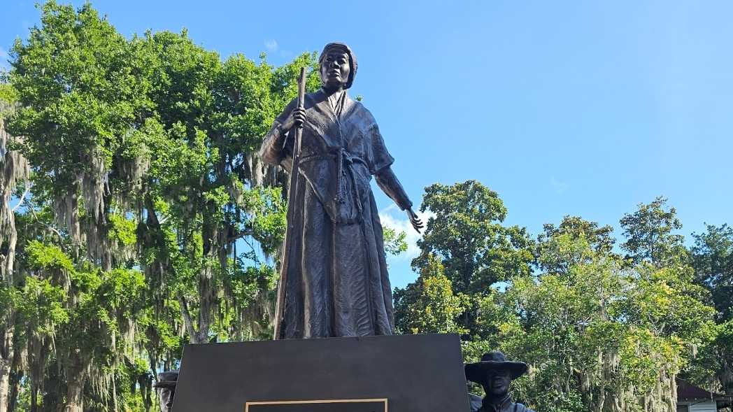 Harriet Tubman monument unveiled in Beaufort