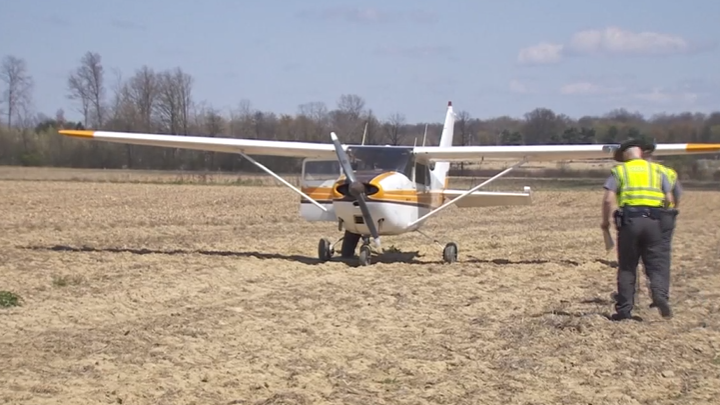 Plane makes emergency landing in Ohio field after running out of fuel
