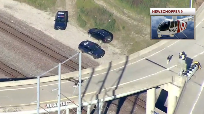 Kansas City motorcyclist dies after I-70 crash on railroad tracks