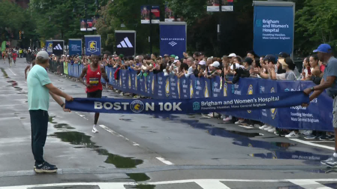 Thousands compete in annual Boston 10K