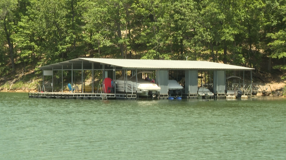 78-year-old drowns after dock fall at Beaver Lake, officials say