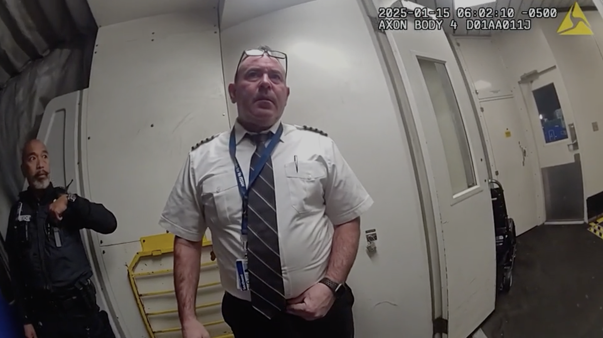 Bodycam video: Southwest Airlines pilot arrested for DUI