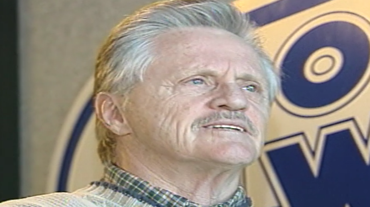 Gary Burbank, longtime WLW radio personality, has died