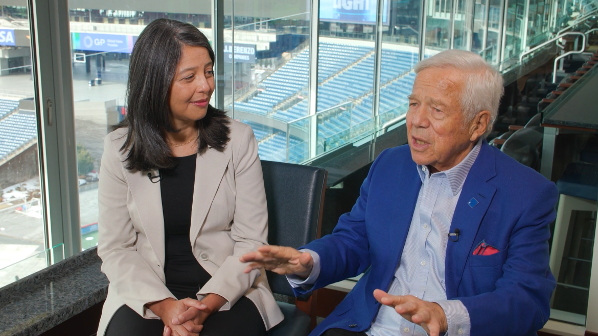 Community health group gets $100,000 boost from Patriots owner