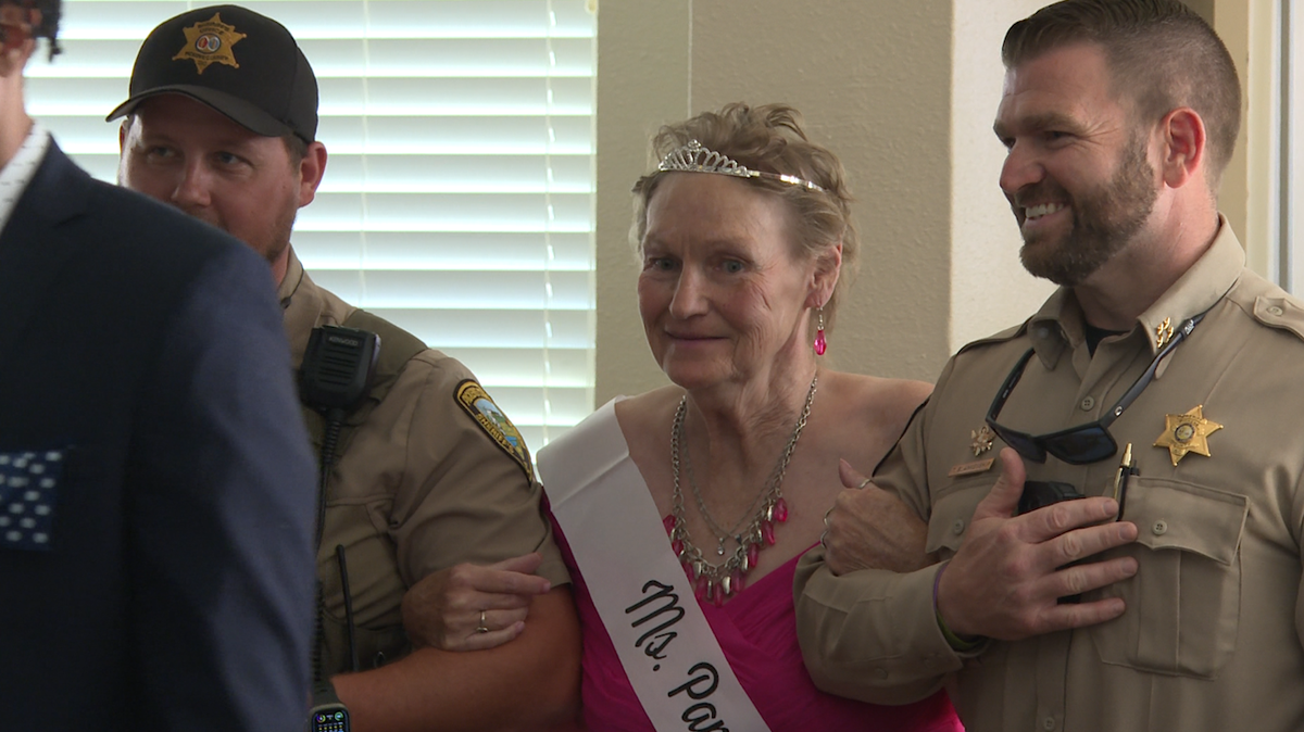 Timeless beauties enter senior living home's first pageant