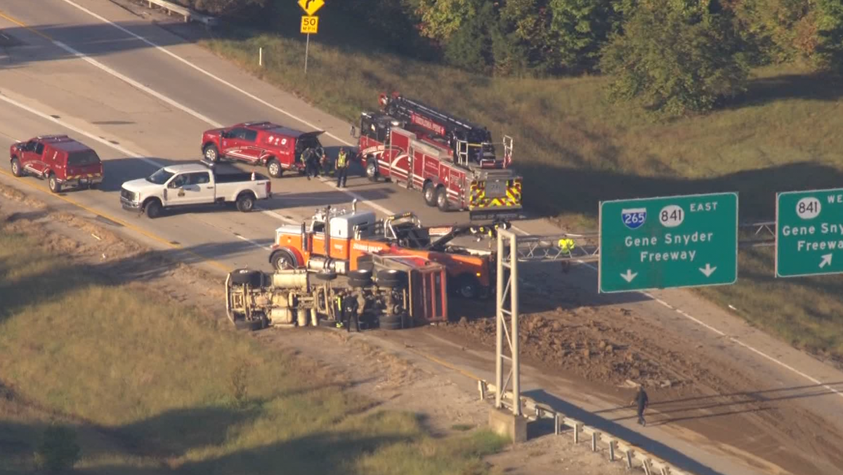 Traffic back to normal after dump truck overturns on I-65 ramp to Gene ...