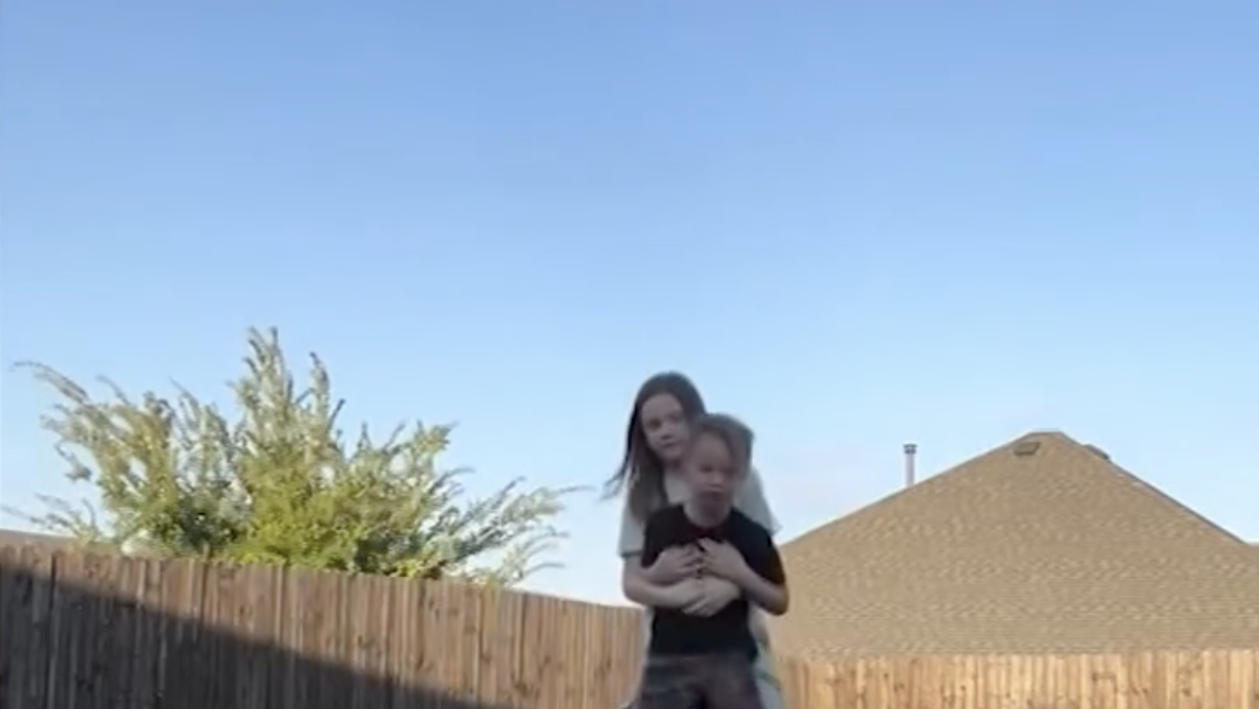 Texas girl Leah saves brother from choking