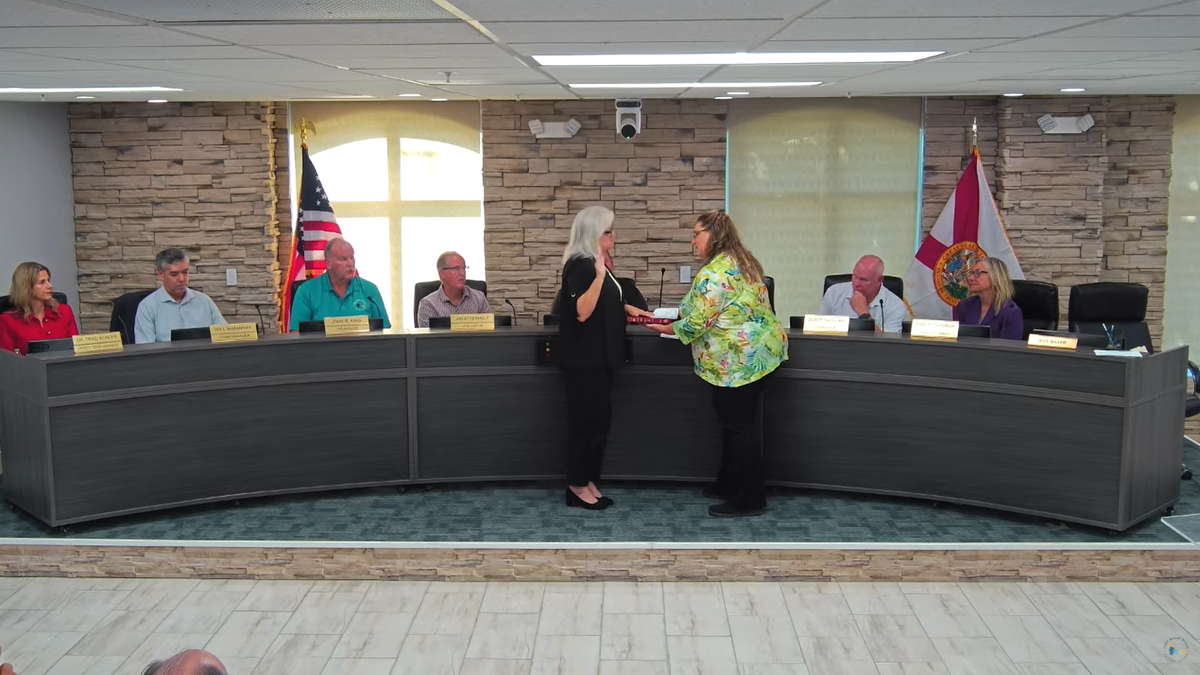 Rebecca Link sworn in as new Fort Myers Beach Town Council member amid ...