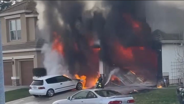 1 injured in Elk Grove garage fire, officials say
