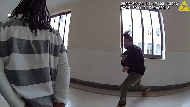 Video: Chaos erupts inside courthouse after suspect's plea deal