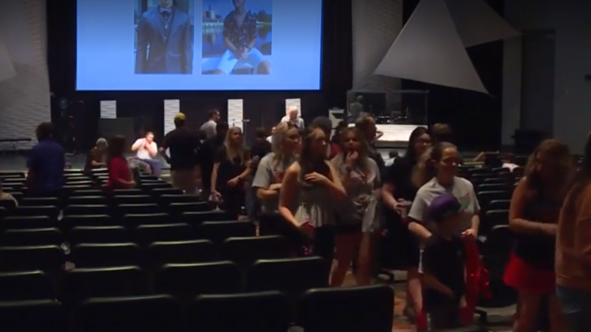 Community prayer held for teen injured in prom night crash