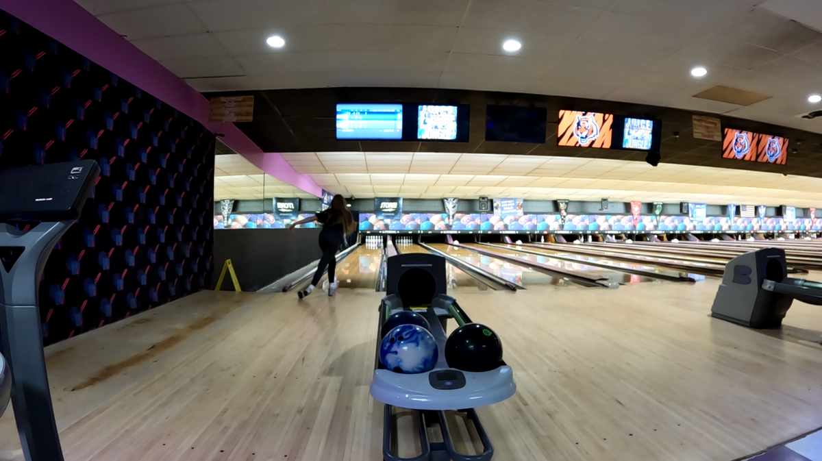8th grader rolls a perfect score in high school bowling match in Kentucky